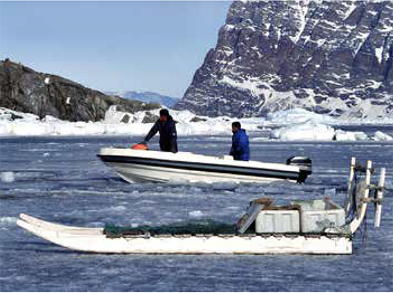 Les Inuits, précurseurs de l’adaptation au changement climatique - UVSQ