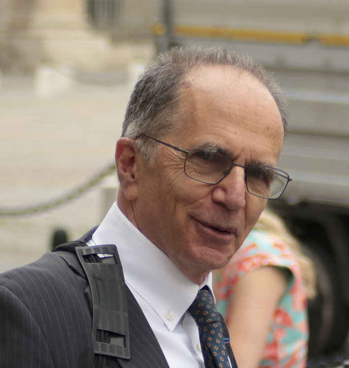 Trois questions à Martin Andler sur la faible représentation des filles ...