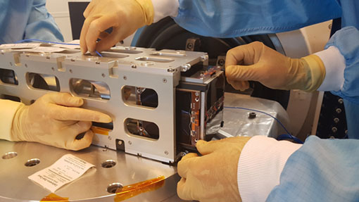 UVSQ-SAT, mise en orbite imminente - UVSQ